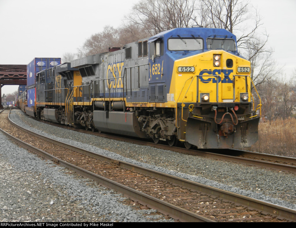 CSX 652